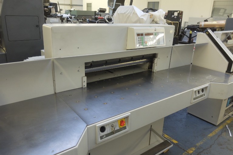 Used EBA 721 LT Programmable Guillotine year 2006 | PressCity