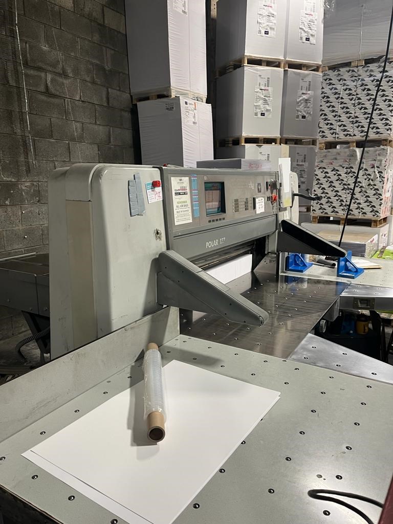 Used Polar 137 ED Fully Automatic Guillotine year 1998 | PressCity