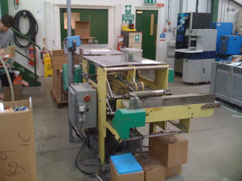 Used Longford CF100 Greeting Card Folder year 1991 | PressCity