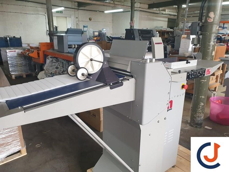 Machines | Morgana Digi-Fold | Jerry Curtin