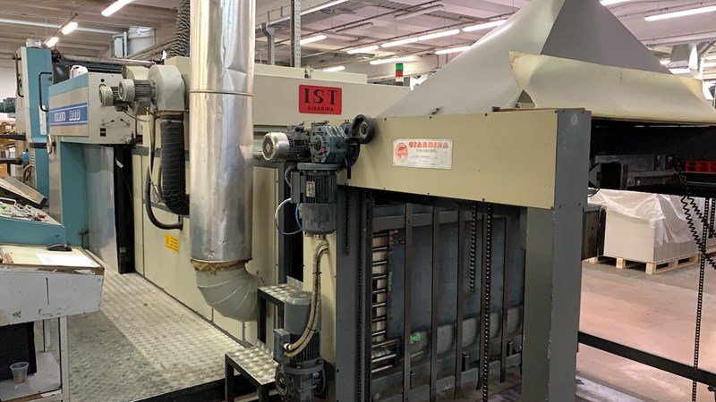 2 color Used Manroland R 800 2 6 Inline Coater THESIS year 1980 | PressCity