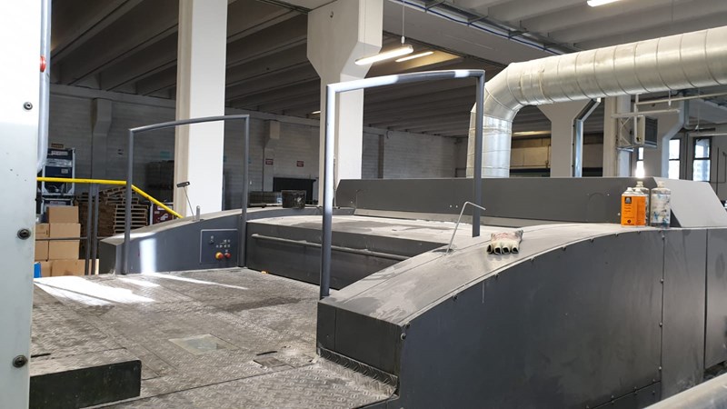 8 color Used Manroland 900 XXL 8 P HIPRINT year 2009 | PressCity